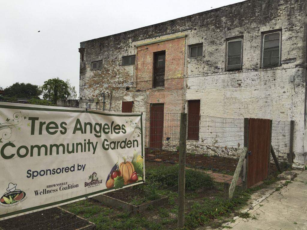 E86: John Rubio & Angela Camacho – Fruitloops